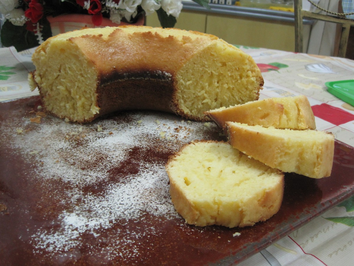 Bolo Básico Infalível da Dona Zely | Bolos | Receitas
