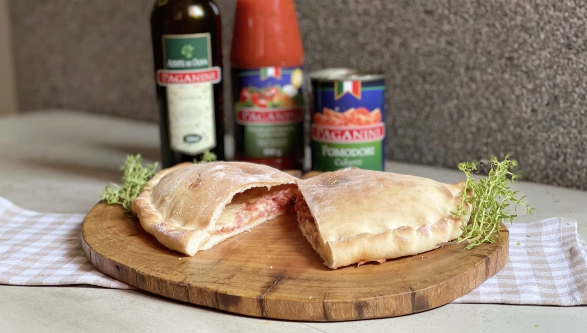 Receita de Calzone: Um prato típico da Itália de dar água na boca ...